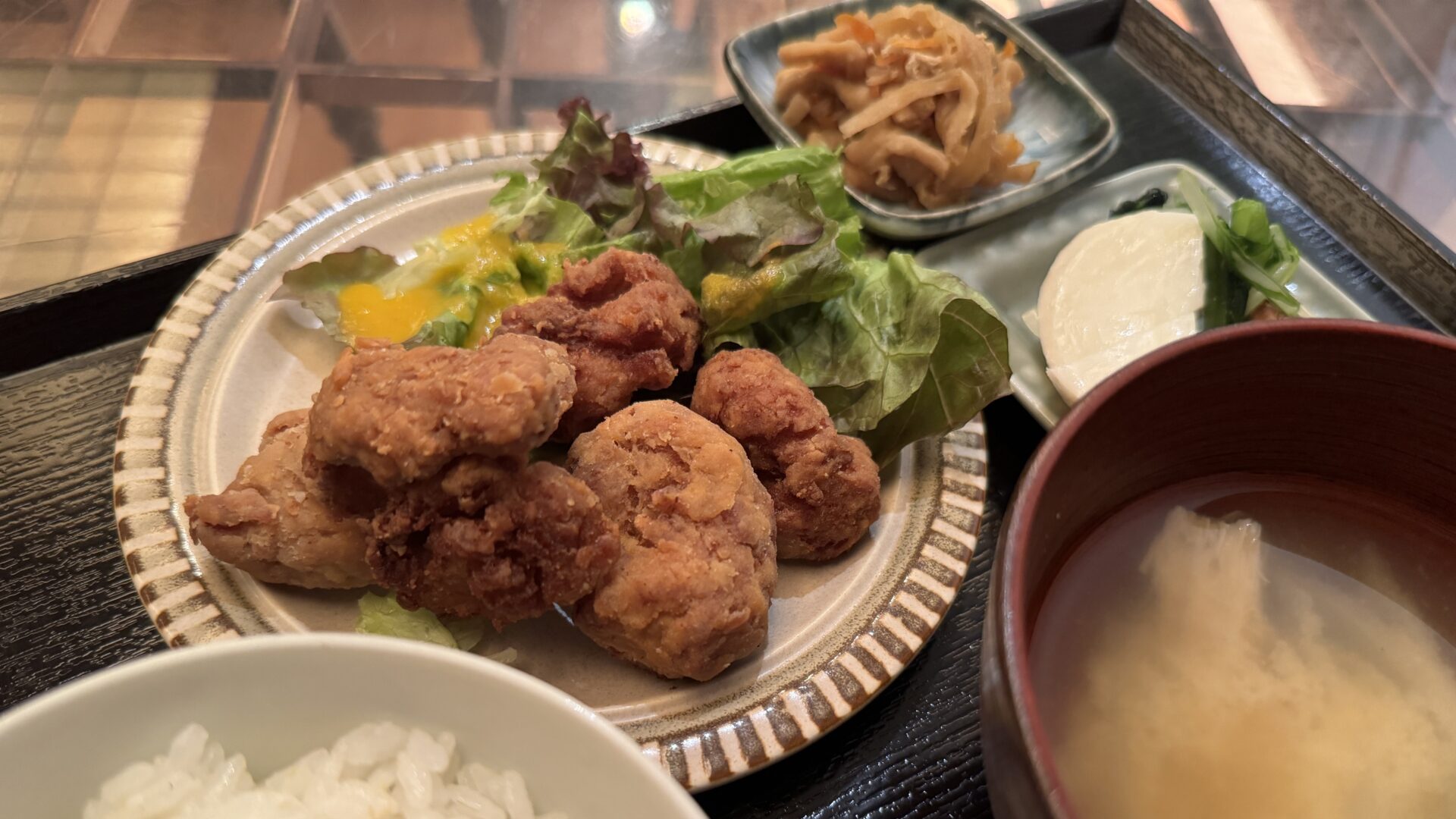 【現地レポ】吉祥寺に「KIKi Cafe（キキ カフェ）」がプレオープン！ヴィーガンの方もそうでない方も同じ食卓を囲めるお店｜吉グル